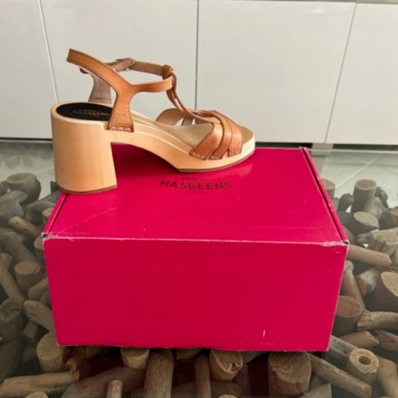 Swedish Hasbeens | Shoes | Swedish Hasbeens Ulla Nature Wood Platform ...